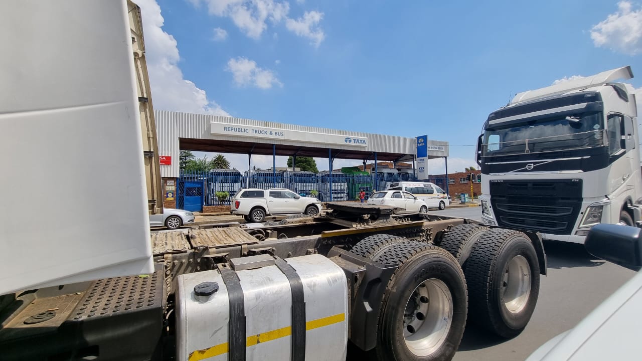 2019 VOLVO FH480 GLOBETROTTERS - 7 Units Available | Republic Bus ...