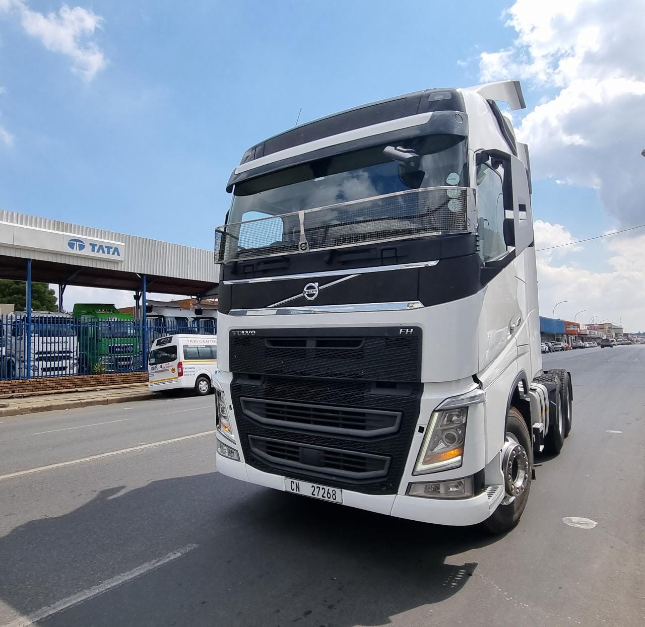 2019 VOLVO FH480 GLOBETROTTERS - 7 Units Available | Republic Bus ...