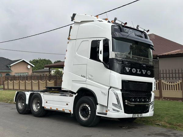 2021 VOLVO 520 GLOBETROTTER | Republic Bus & Truck | TATA Brakpan